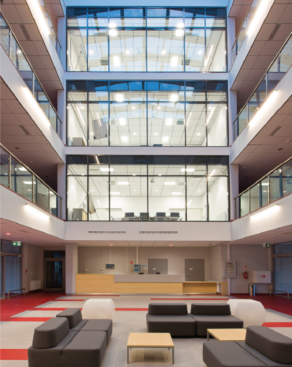 LUG - LUGCLASSIC - Louver & recessed luminaires