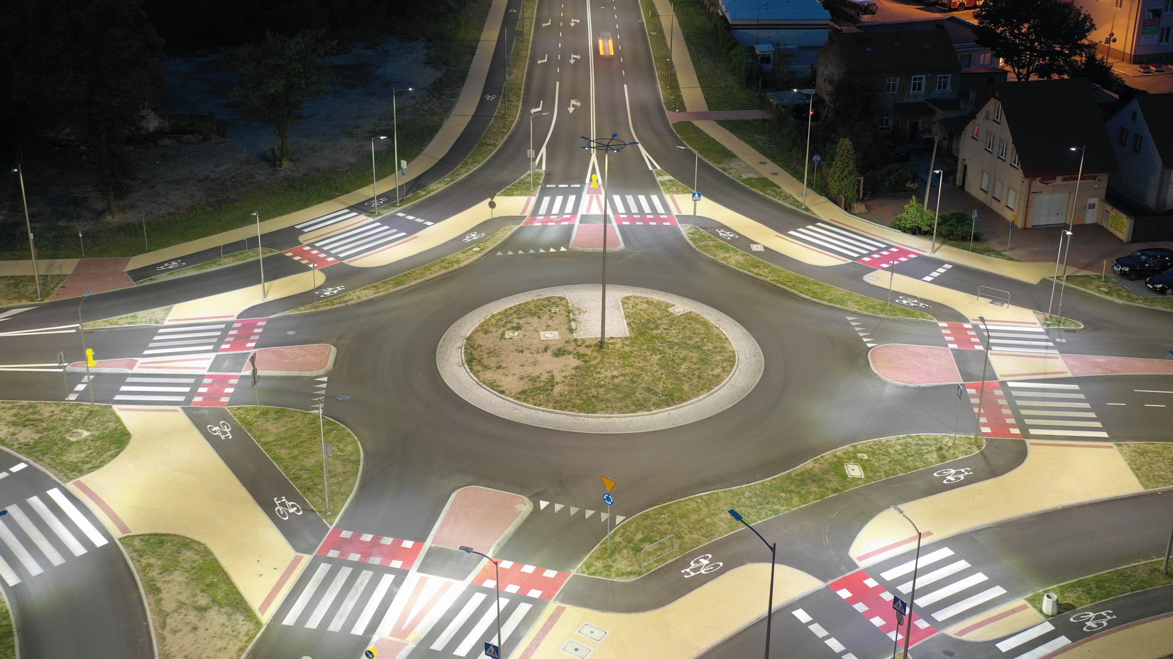 LUG - URBINO - Infrastructural lighting